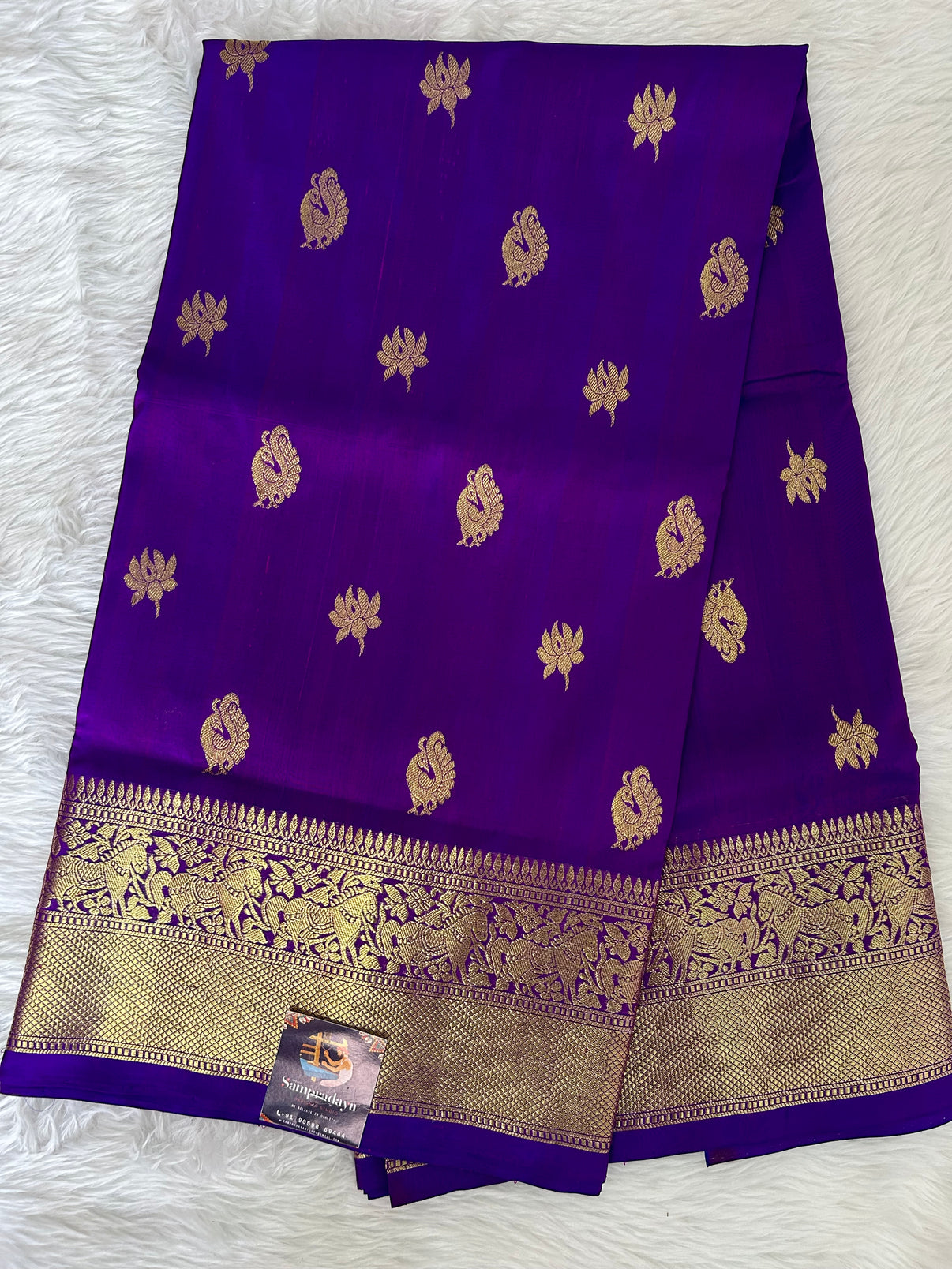 Venkatagiri Pattu Saree purple Colored Complemented With a Pattu Gold ...