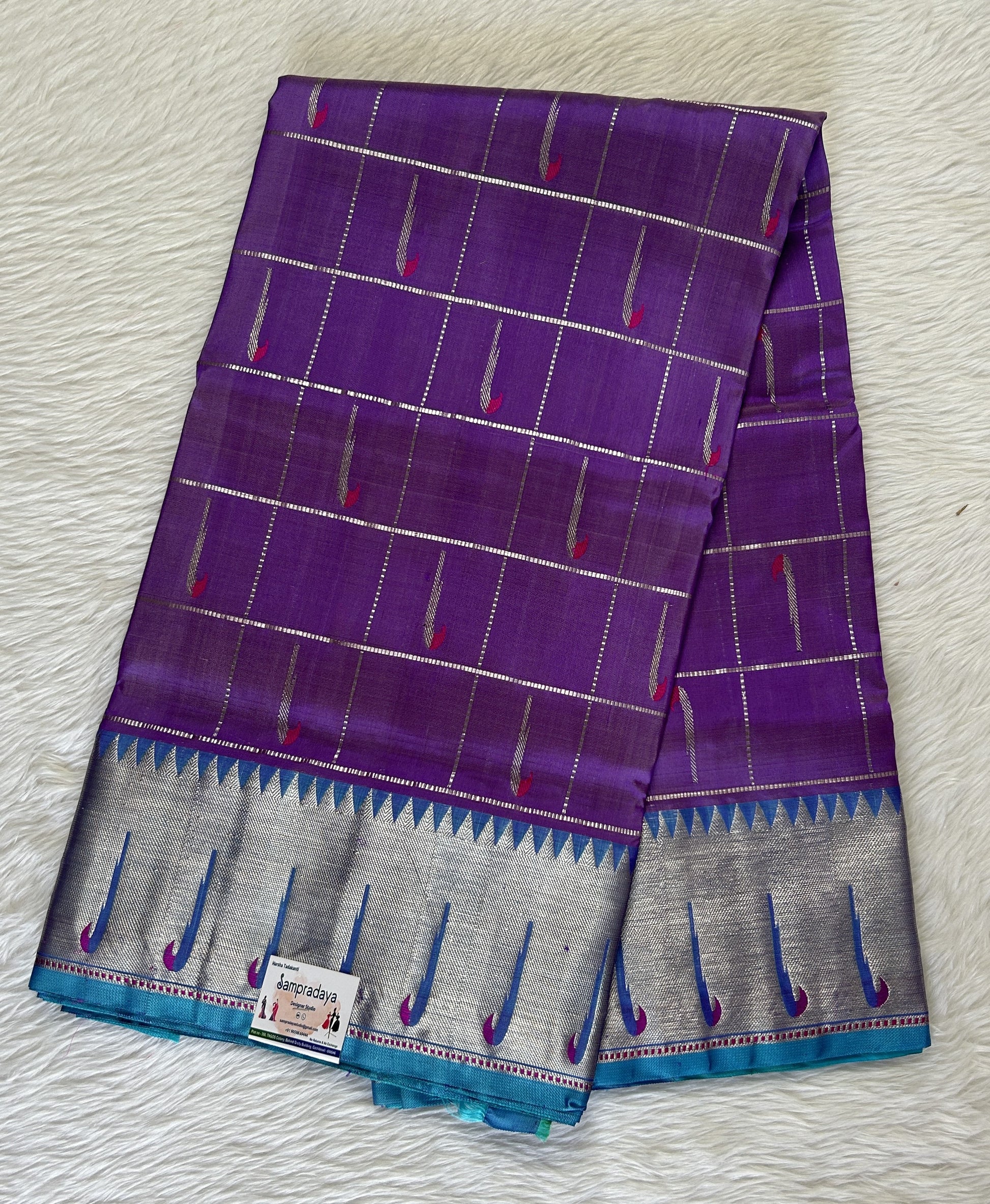 Venkatagiri Pattu Saree Lavender Colored Complemented With a Pattu Sky ...