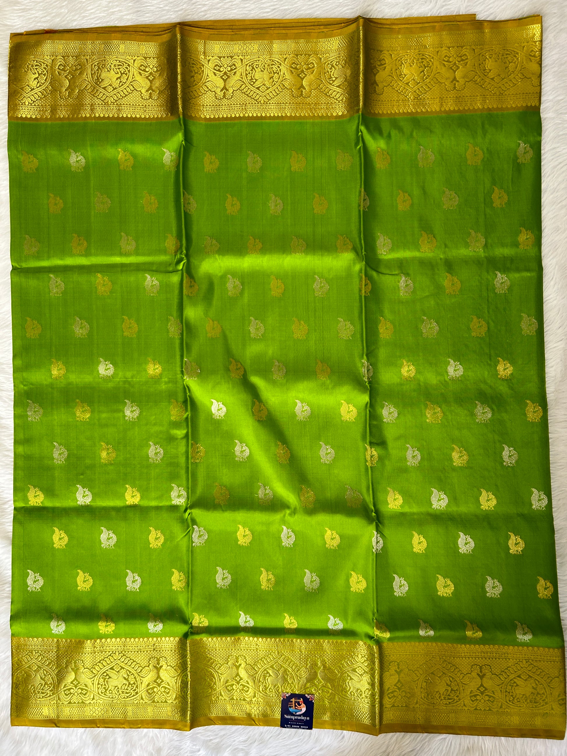 Venkatagiri Pattu Saree Parrot Green Color | Gold Color Kanchi Border ...